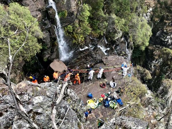 Incidents:Stuck rope and fractures in Kanagra Main - ropewiki