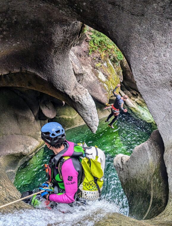 Monmouth Canyon - ropewiki