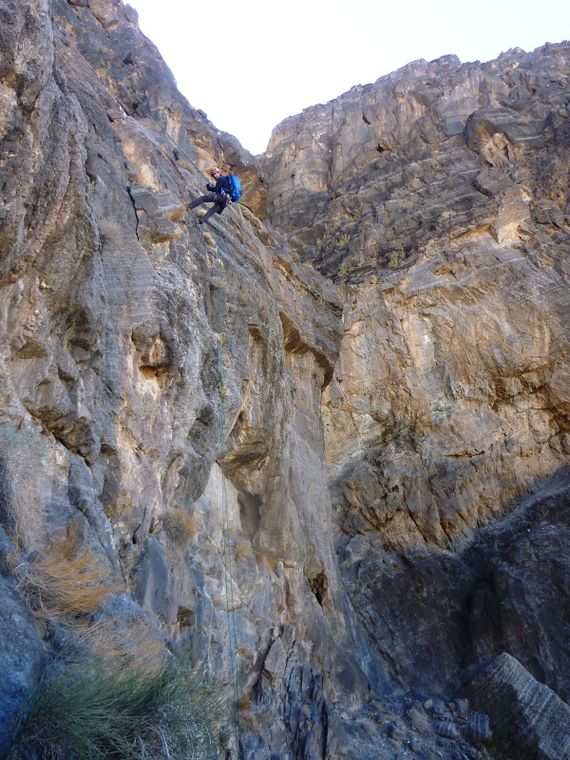 Deep Chasm Canyon - ropewiki