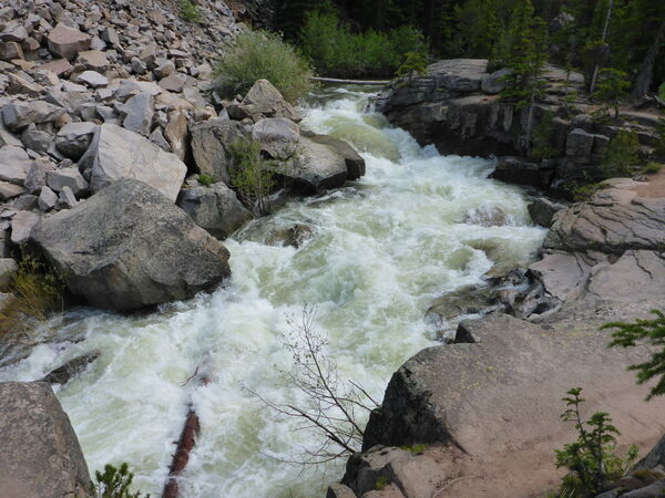 Grottos Ice Caves (Independence Pass) - ropewiki